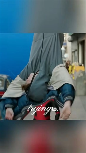 The moment Tom Holland lost it on set #spiderman #tomholland #bloopers