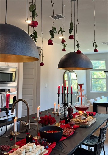 I’m going to leave these roses up foreverrrrr #bookclub #alchemised #bookclub #decorideas #alchemiseddecor