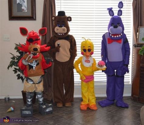 Five Nights At Freddys Halloween Costume Contest At Costume Works