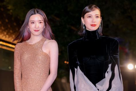 （写真）戸田恵梨香＆永野芽郁、輝くドレス姿で登場 美のオーラ放つ＜第35回東京国際映画祭＞ 映画 ニュース ｜クランクイン！