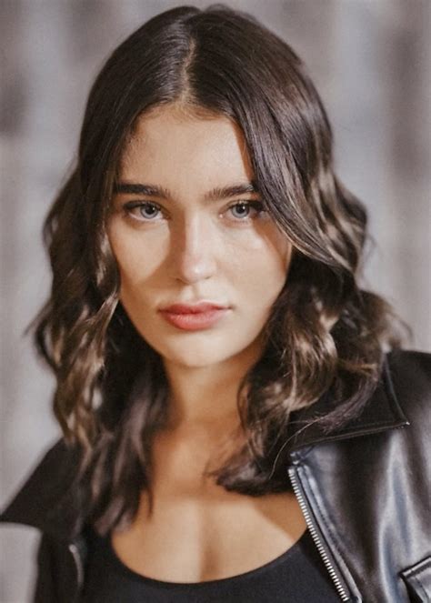 Sophi Knight