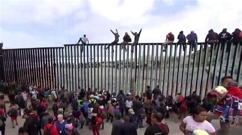 Caravan Of Migrants Readies For Immigration Showdown At U S Border