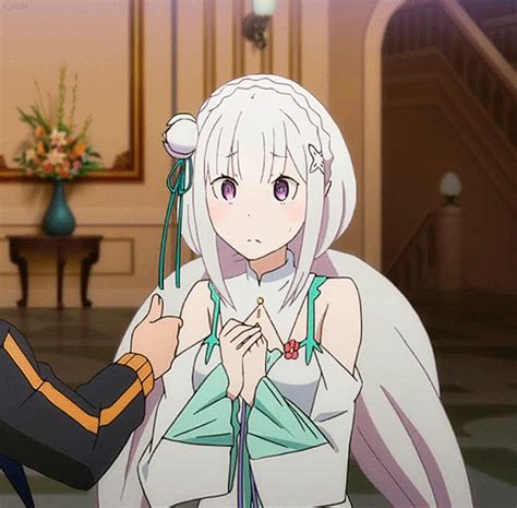 Emilia Pfp 