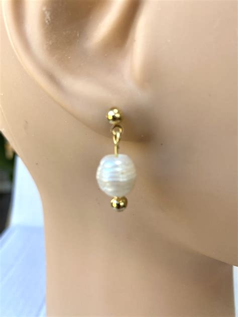 Pendientes De Oro Con Perlas De Vidrio Y Un Cordón De Oro Etsy