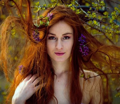 Galgenlapper Redhead Outside Nature