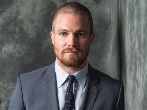 ‘suits La Casts Stephen Amell From Arrow In Lead Role For Nbc Legal