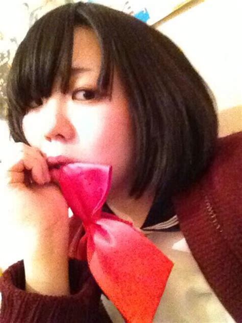 バンドのライブ中におっぱい出しちゃう女の子がついに全裸になる みんくちゃんねる