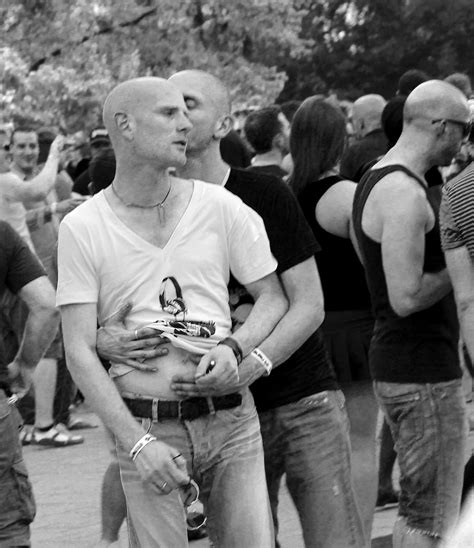 Public Display Of Affection Press L To Enlarge Street Ph… Flickr