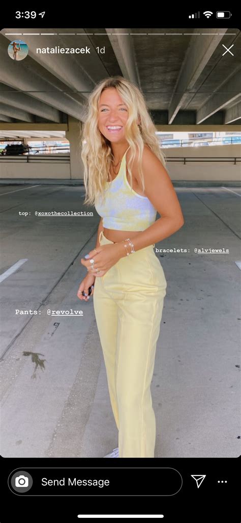 Gabrielle Jeans In Pastel