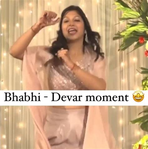देवर की शादी में भाभी पर चढ़ा डांस का बुखार ऐसा नाची कि टकटकी लगा