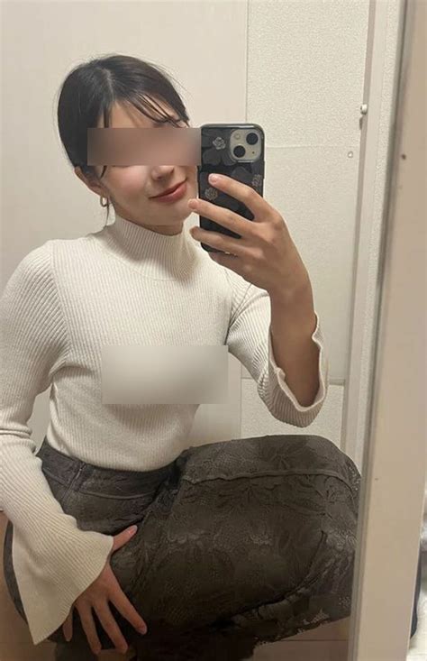 【画像・写真】「はっきり浮き出てる」男性専用の美容室オープンを目指す美女が“ノーブラ”自撮り写真を連続投稿で物議、本人は「普段来ない方が来る