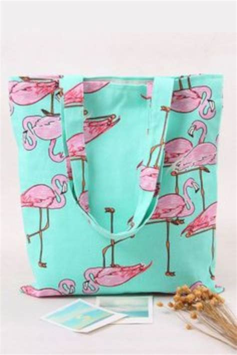 60 Stylish Tote Bags For Traveling That Must You Have Flamingo Tote