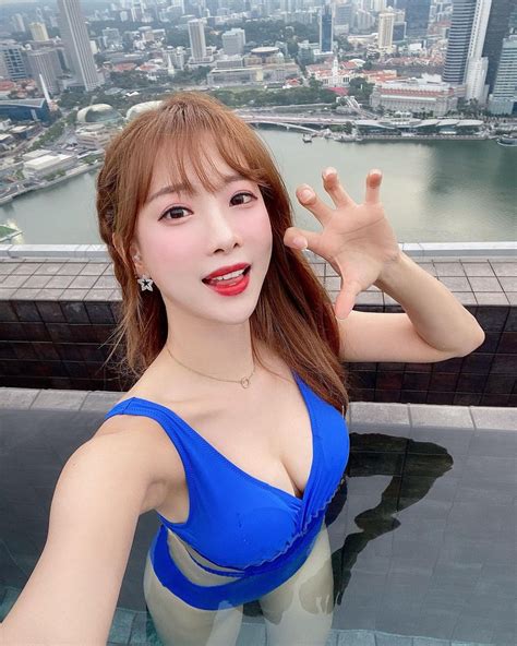 リュ On Twitter 「えげつないカラダだ！」韓国の8頭身美女チアが披露した“ド迫力水着ショット”に大反響！「パッと見、全裸かと
