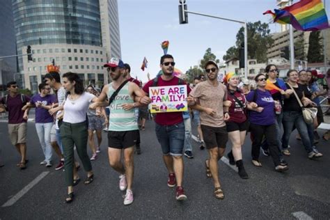 Gays On Strike In Israel Over Exclusion From Surrogacy Law – Ya Libnan