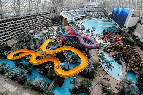 Peak Consumption At The New Century Global Centre Goes In Chengdu