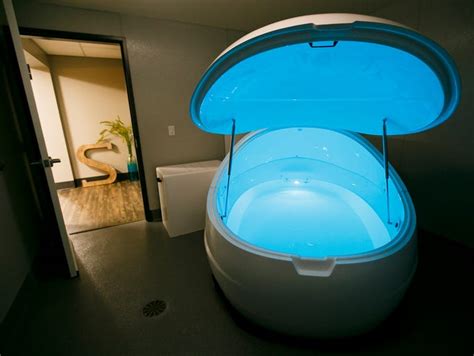soak float center opens in salem