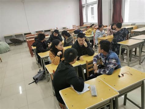 不忘初心 牢记使命——临床医学院学生第九党支部开展党员重温入党誓词活动 白求恩医学部