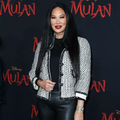 Kimora Lee Simmons Is So So Soo Proud Of Her Daughter Graduating From