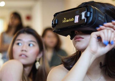 Virtual Reality Is Being Used To Help Girls Deal With Sexual Harassment