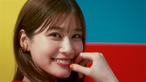 モデル、女優として注目を浴びる生見愛瑠さんが出演！ フレイアクリニック新cmが放映開始。 Cmnow Web