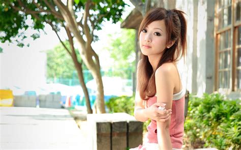 Brunette Asian Model Women Looking At Viewer Mikako Zhang Kaijie
