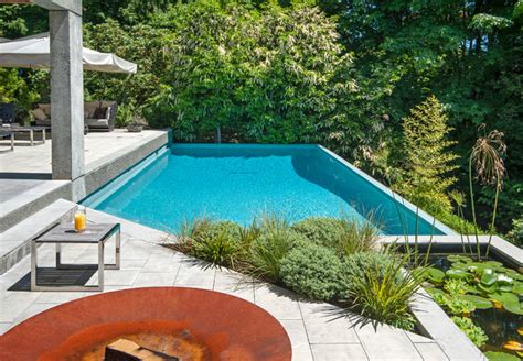 Faux Infinity Pool Contemporary Swimming Pool And Hot Tub Vancouver
