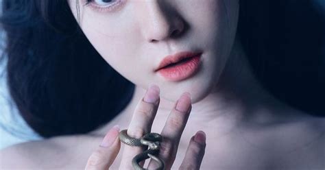 Búp Bê Tình Dục “sống” Có Tĩnh Mạch được Cấy Tóc Người Và “thọ” 50