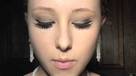 Audrey Hepburn Breakfast At Tiffanys Tutorial Youtube