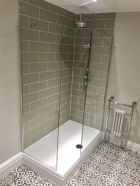 Walk In Showers Walk In Shower Enclosures Trays Artofit