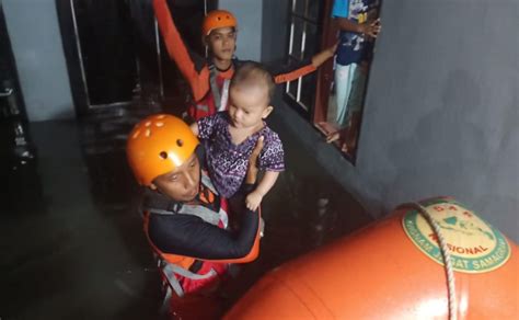Tim Sar Gabungan Evakuasi 13 Warga Terdampak Banjir Di Maharatu