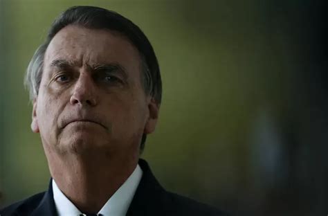 Justiça Federal Nega Ação De Bolsonaro Contra Multa Por Não Usar