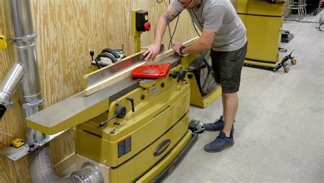 How To Build A Diy Mft Style Outfeed Table Assembly Table And Workbench