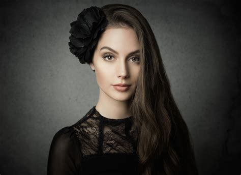 Long Hair Girl Brunette Woman Model Wallpaper Coolwallpapers Me