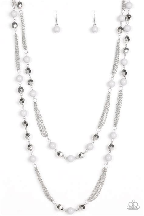 Paparazzi Necklace ~ Beautifully Bodacious Silver Paparazzi Jewelry