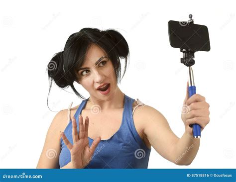 Sexy Vrouw Die Selfie Foto Met Stok En Het Mobiele Gelukkige