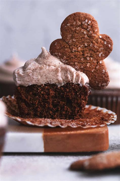 Gingerbread Cupcakes With Cinnamon Cream Cheese Frosting Creme De La