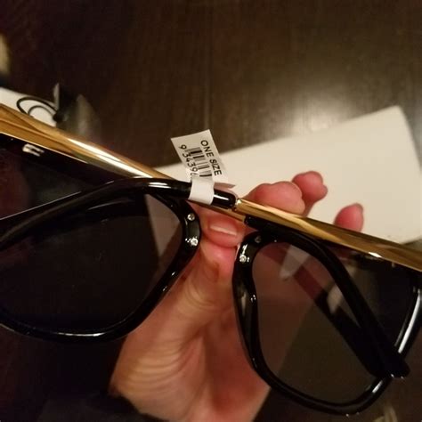 Quay Australia Accessories Left Rare Quay X Jlo Reina Sunnies