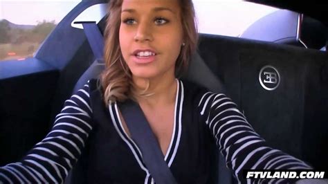 Kennedy Leigh Flaunts Boobs In Bugatti Veyron Youtube