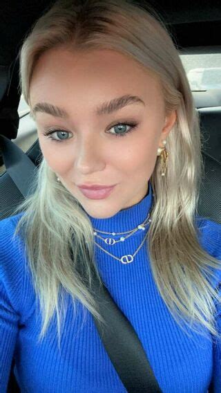 Katie Sigmond Katiesigmondd Nude Onlyfans Page 6 Nudostar Tv