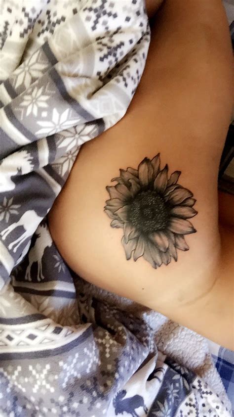 My Sunflower Butt Hip Tattoo Sunflower Tattoo Thigh Hip Tattoos