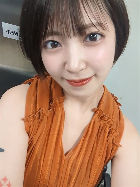 Oks 153 加賀美さら 濡れてテカってピッタリ密着 神スク水 可愛い女子のスクール水着姿をじっとりと堪能