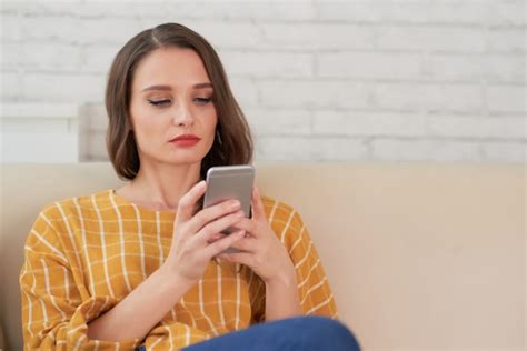 Free Photo Portrait Of Beautiful Caucasian Woman Texting On The Phone