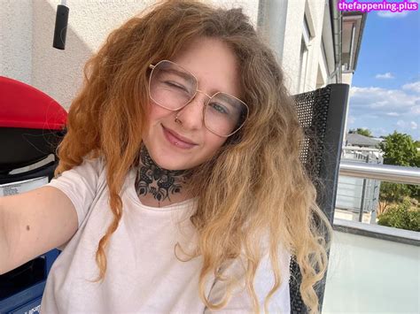 Maryjane Auryn Maryjane Auryn Maryjaneauryn 18 Nude Onlyfans Photo