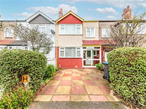 4 Bed Terraced House For Sale In Windermere Road London Sw16 £575 000