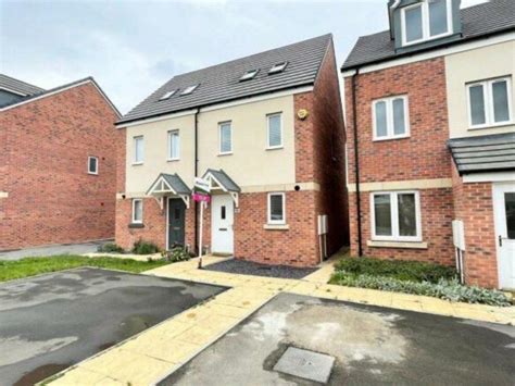 Homington Avenue Coate Swindon Sn3 6fj 3 Bed Semi Detached House £