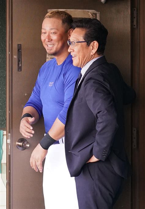 【中日】中田翔が日本ハム時代の恩師・栗山英樹氏激励に「もうひと花もふた花も咲かせなアカン」 プロ野球写真ニュース 日刊スポーツ
