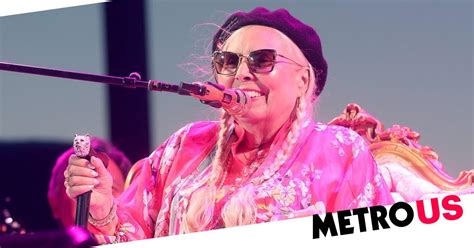 Joni Mitchell Makes Triumphant Return For First Headline Concert In 23