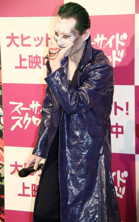 【写真 4 12枚】ベイカー茉秋選手：話題の“ド派手”おばあちゃんがハーレイ・クインに？ イベント初共演 Mantanweb（まんたんウェブ）