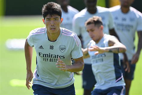 アーセナル冨安、怪我から復帰＆今季初出場！ レスター戦で今季初ベンチ入り、後半途中からプレー ライブドアニュース