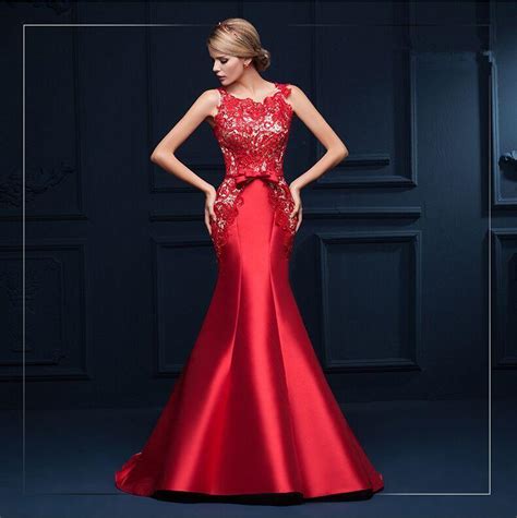 Exquisite Mermaid Evening Dresses With Sheer Neckline Lace Satin Crew